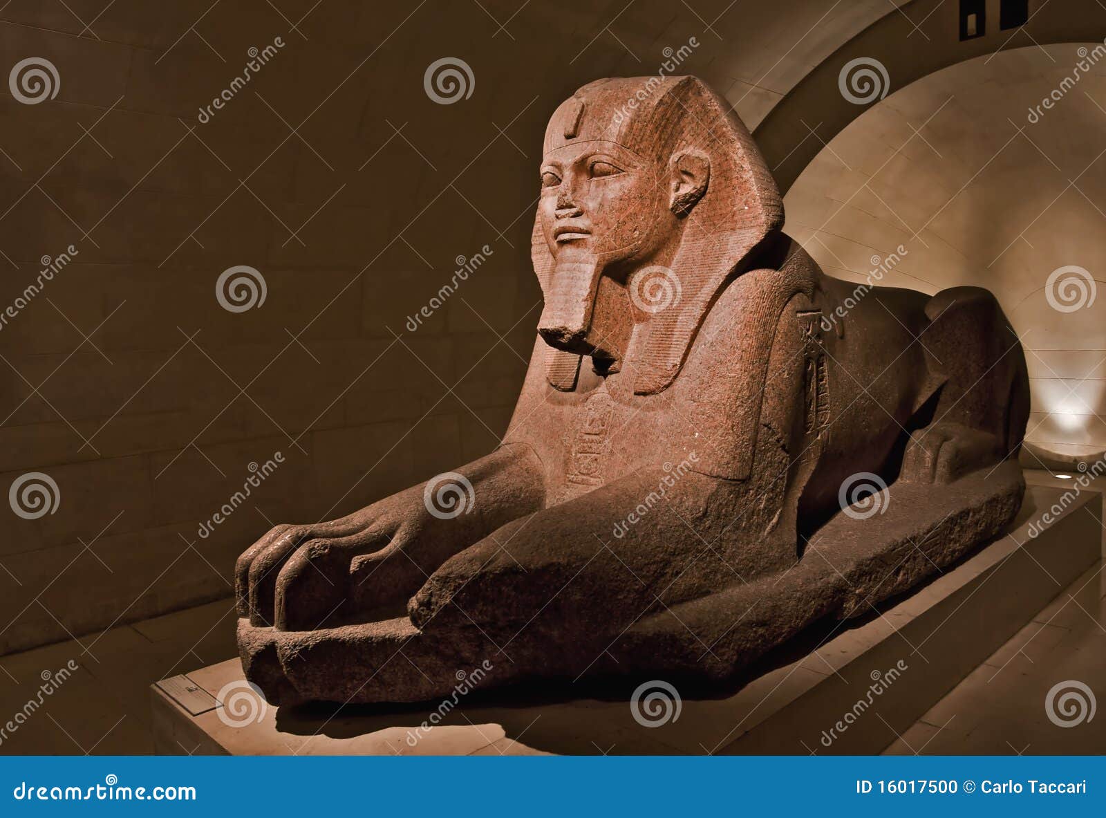 Egiptian tombstone statue editorial image. Image of horizontal - 16017500