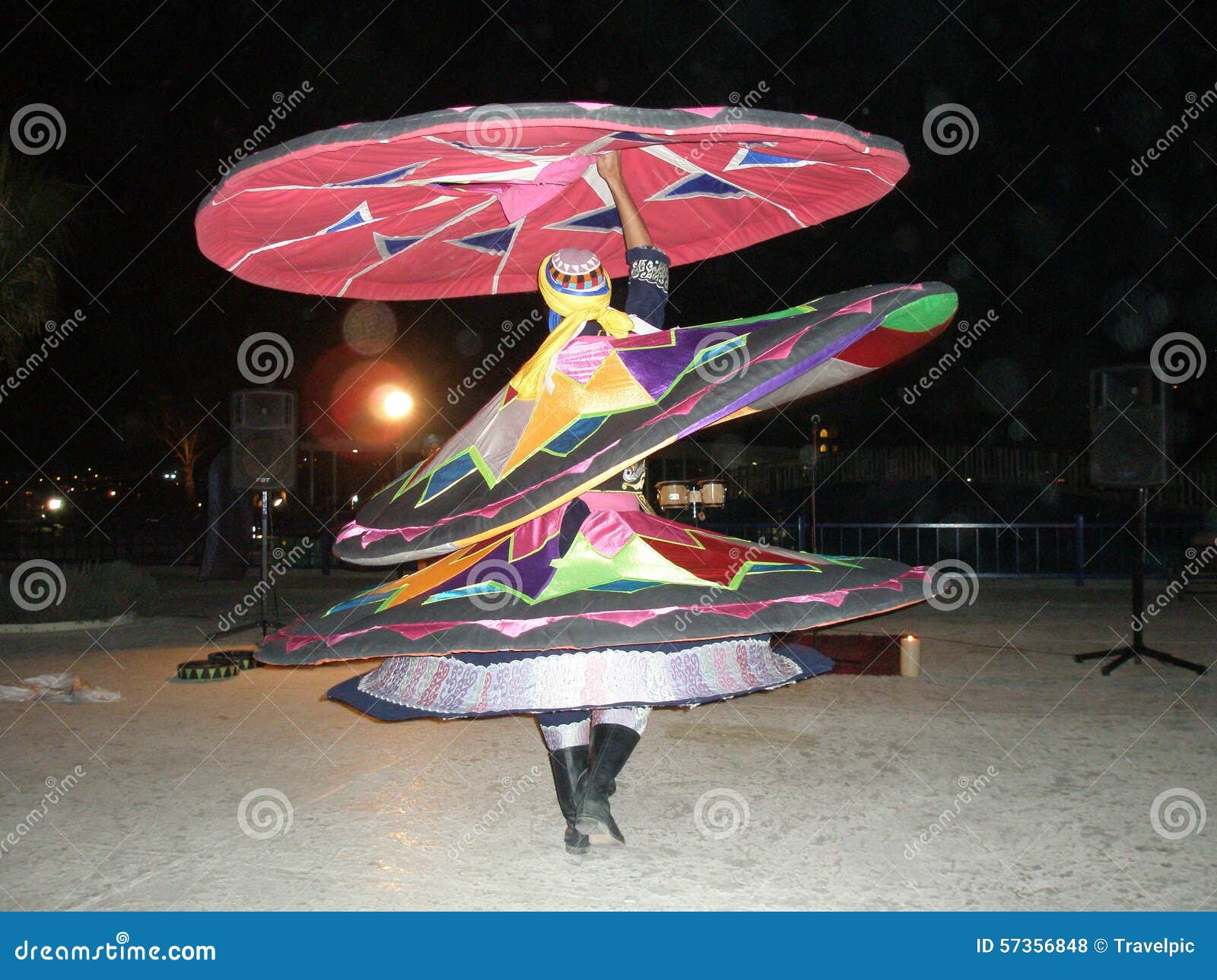 Egypt Dancer editorial stock photo. Image of sheikh, desert - 57356848