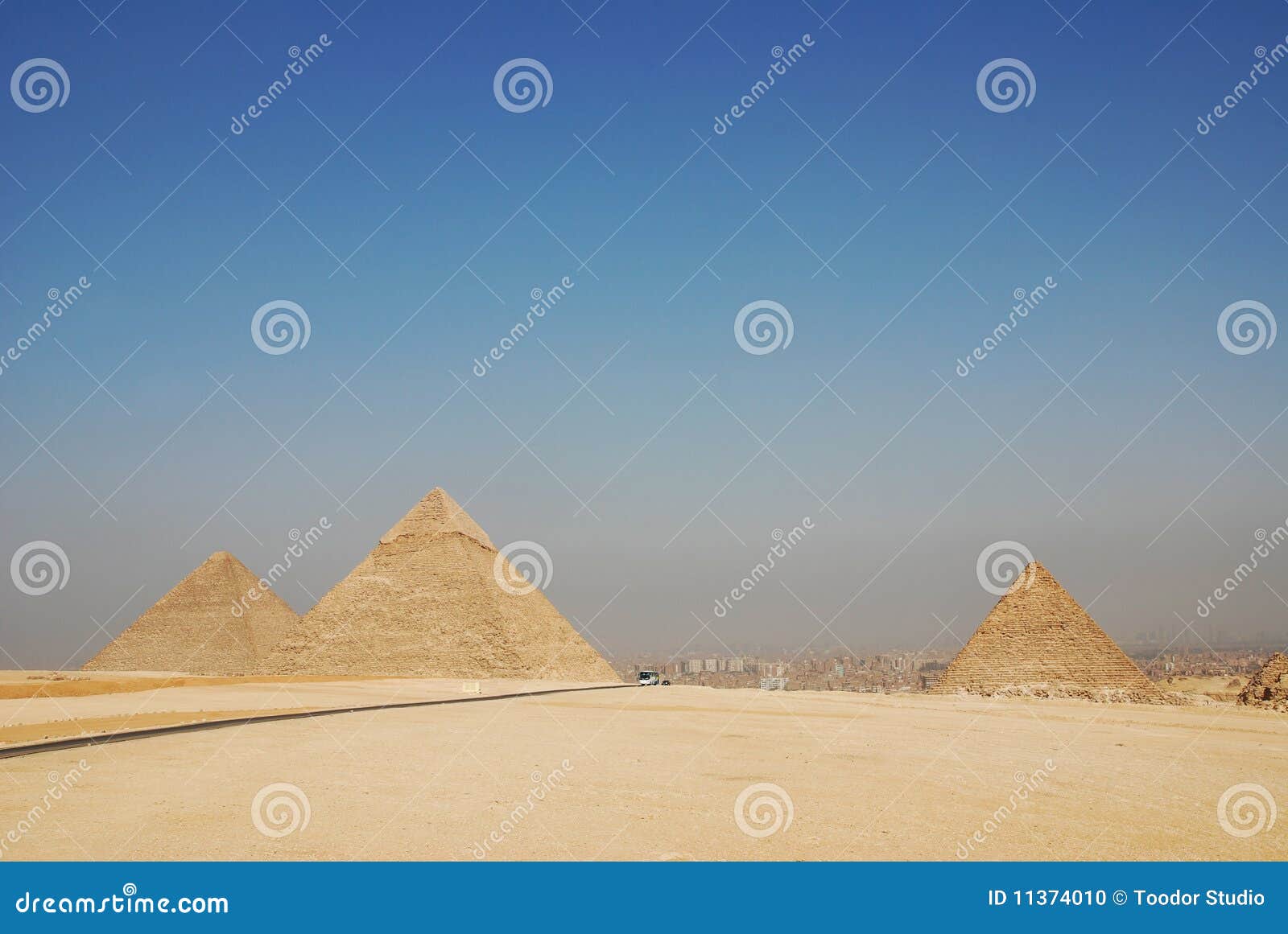 Egypt giza stora pyramider arkivfoto. Bild av sten, solsken - 11374010