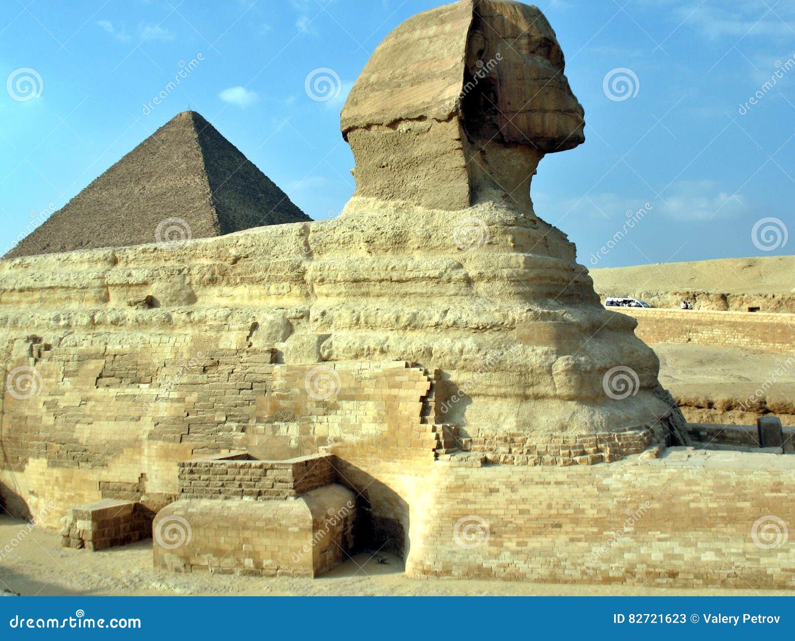 Egypt Queen Pyramids, Cairo Stock Image - Image of africa, architecture ...