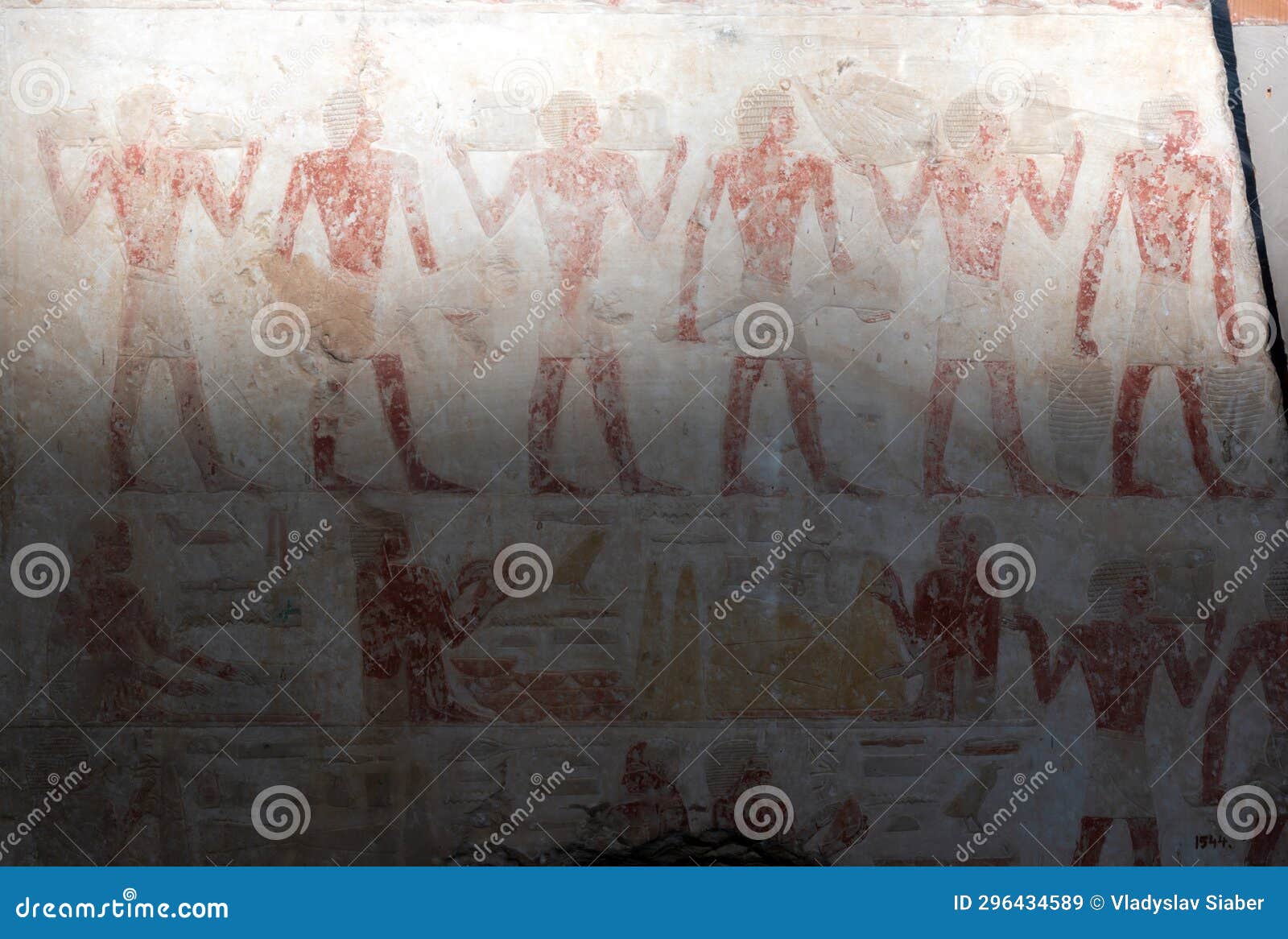 Egyptian Drawings and Images on Ancient Walls Stock Image - Image of ...