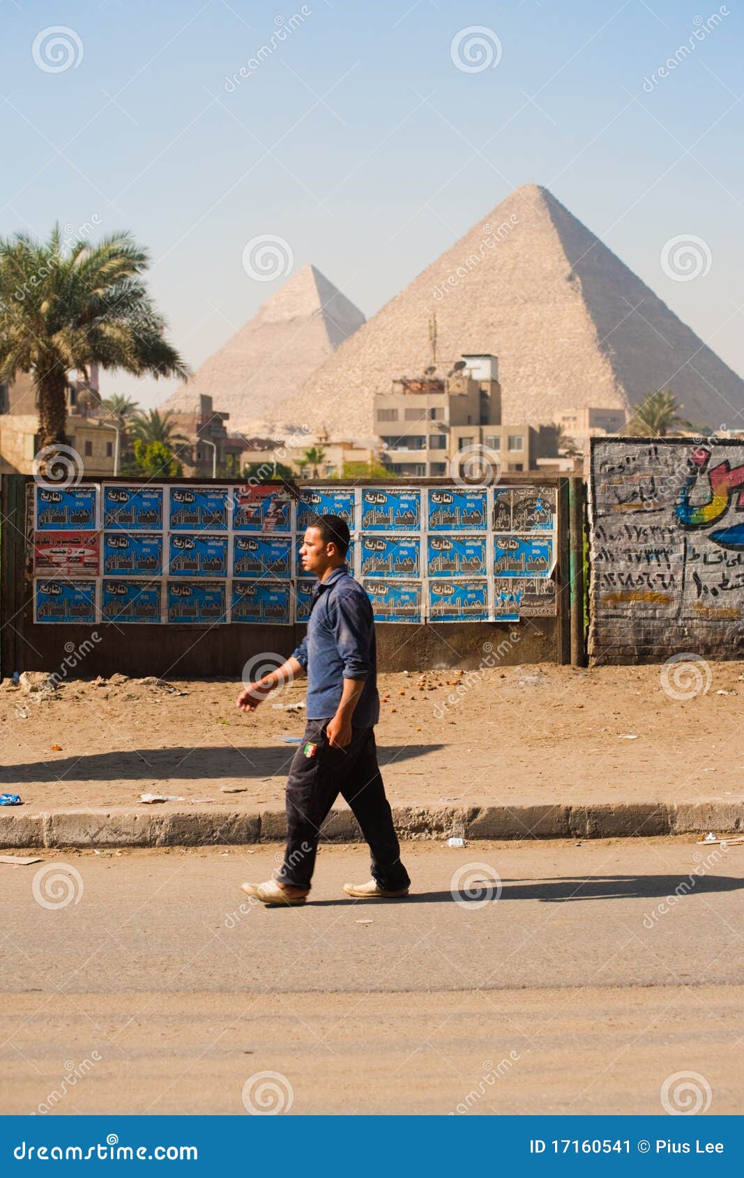 Egyptian Man Walking Giza Pyramids Editorial Photo - Image of landmark ...