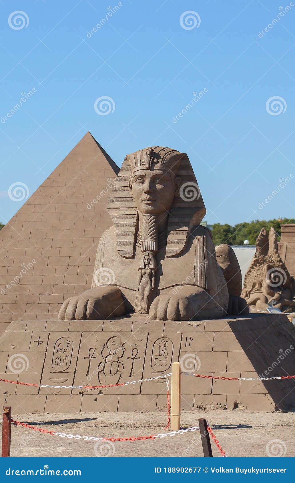 Egyptian Pharaoh Statue Made of Sand Stock Image - Image of hill ...