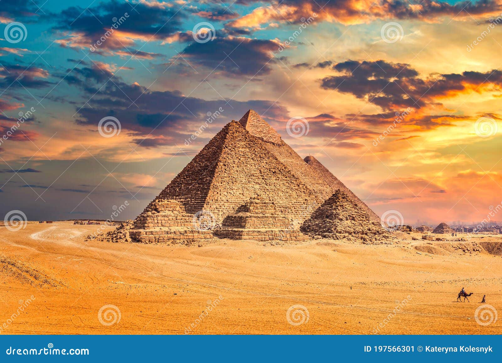 Egyptian Pyramids at Sunset Stock Image - Image of desert, khufu: 197566301