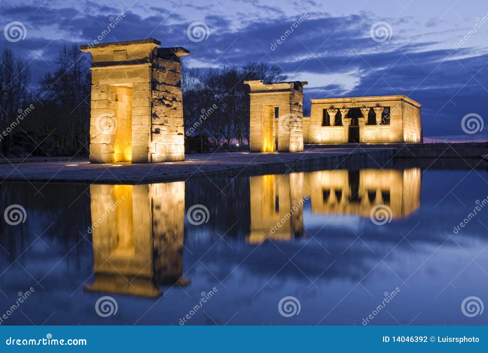 Egyptian Temple Reflection at Night Stock Photo - Image of historic ...