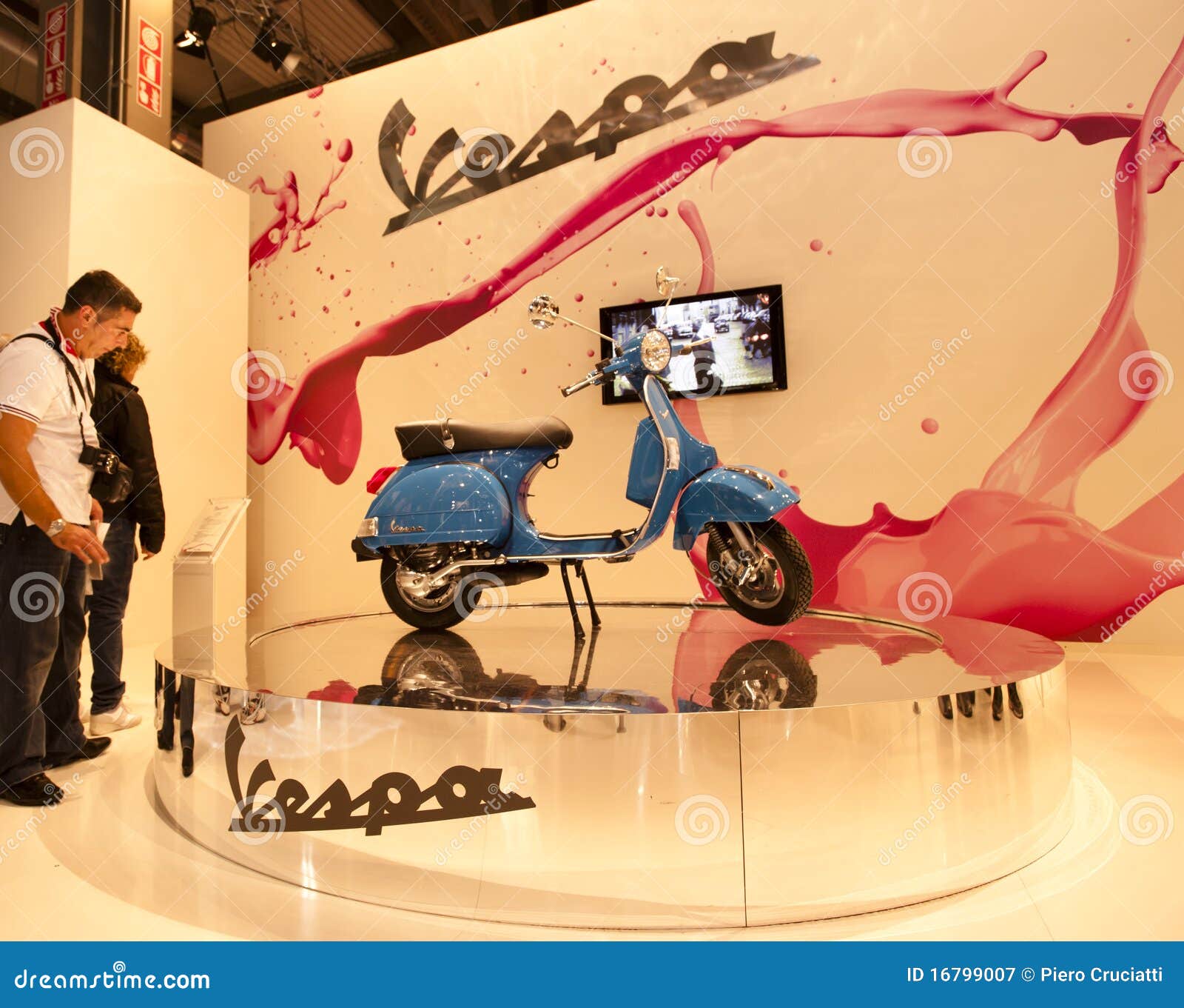 EICMA 2010 - Vespa stand editorial photography. Image of commercial ...