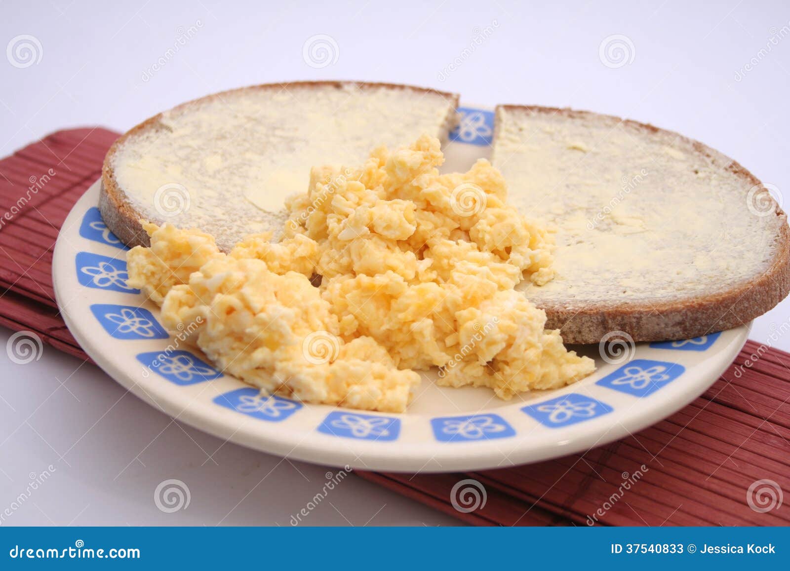 Eier mit Brot stockbild. Bild von frühstück, frisch, eier - 37540833