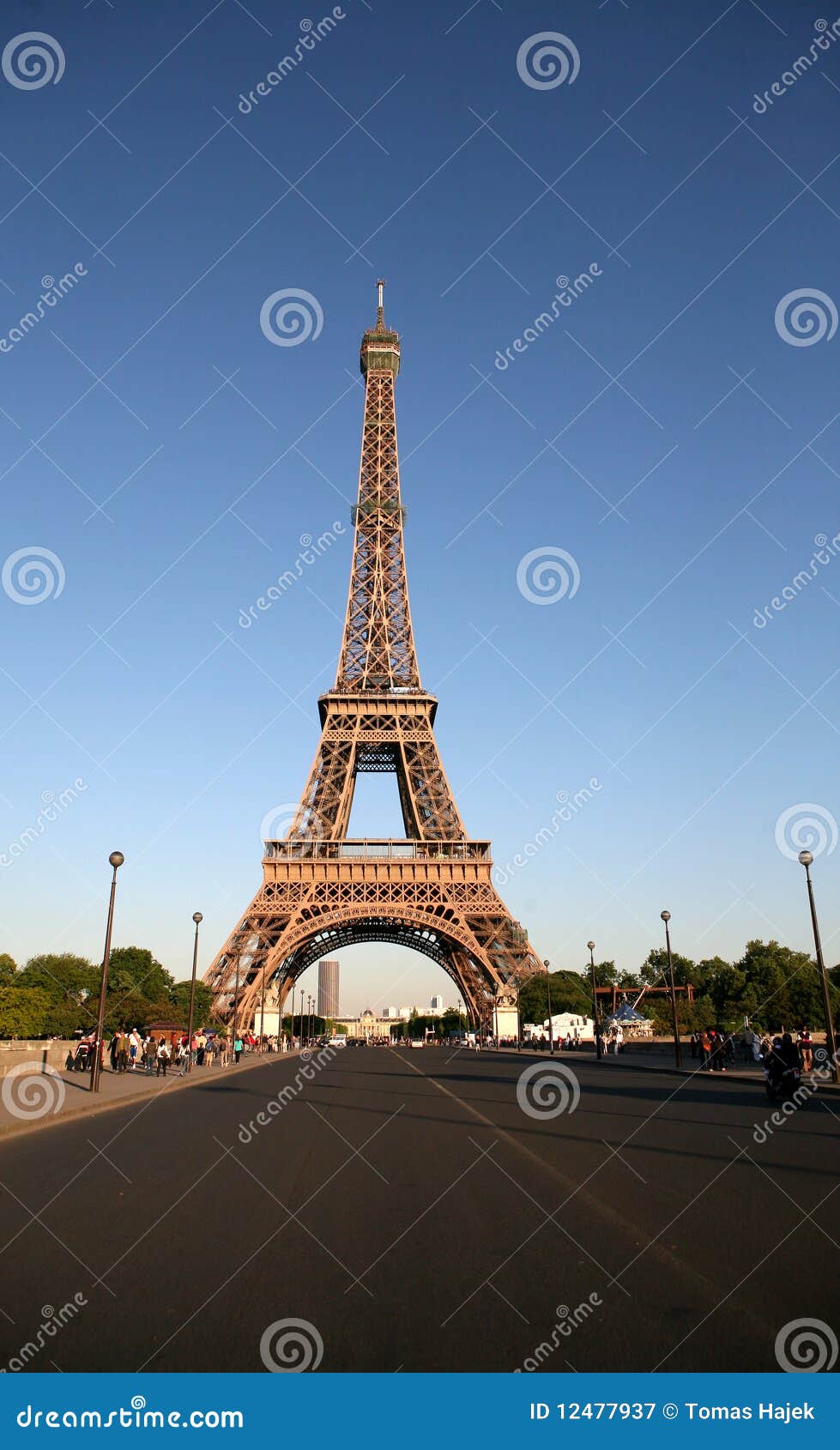 Eifell tower editorial photography. Image of architecture - 12477937