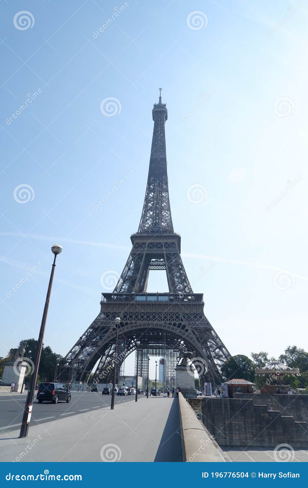 Eiffel Tower with Bridge Connected Seine River Editorial Stock Image ...