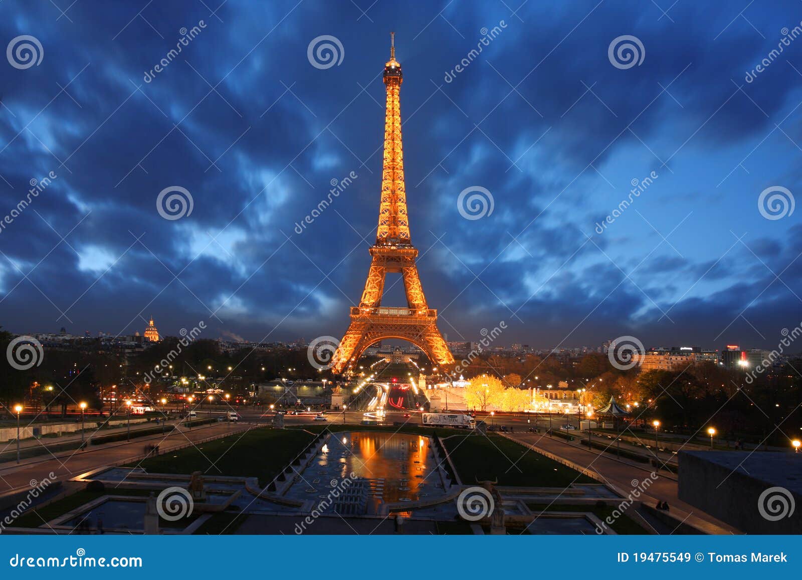 Eiffel Tower at Evening, Paris, France Editorial Stock Image - Image of ...