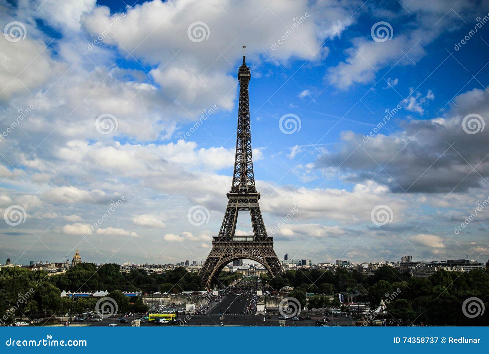 Eiffel tower from far view editorial photography. Image of street ...