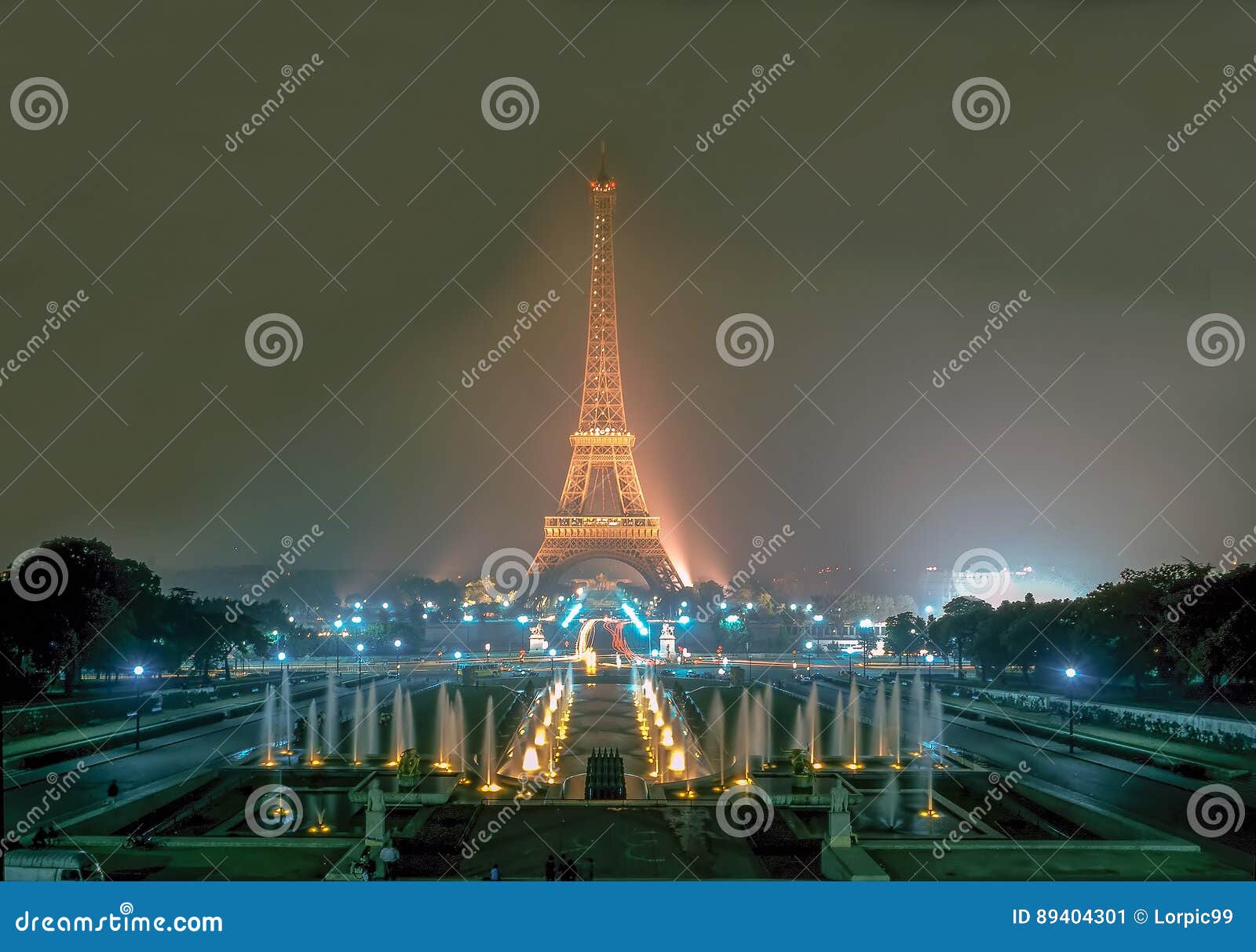 Eiffel Tower in Paris, France Editorial Photo - Image of paris, lights ...