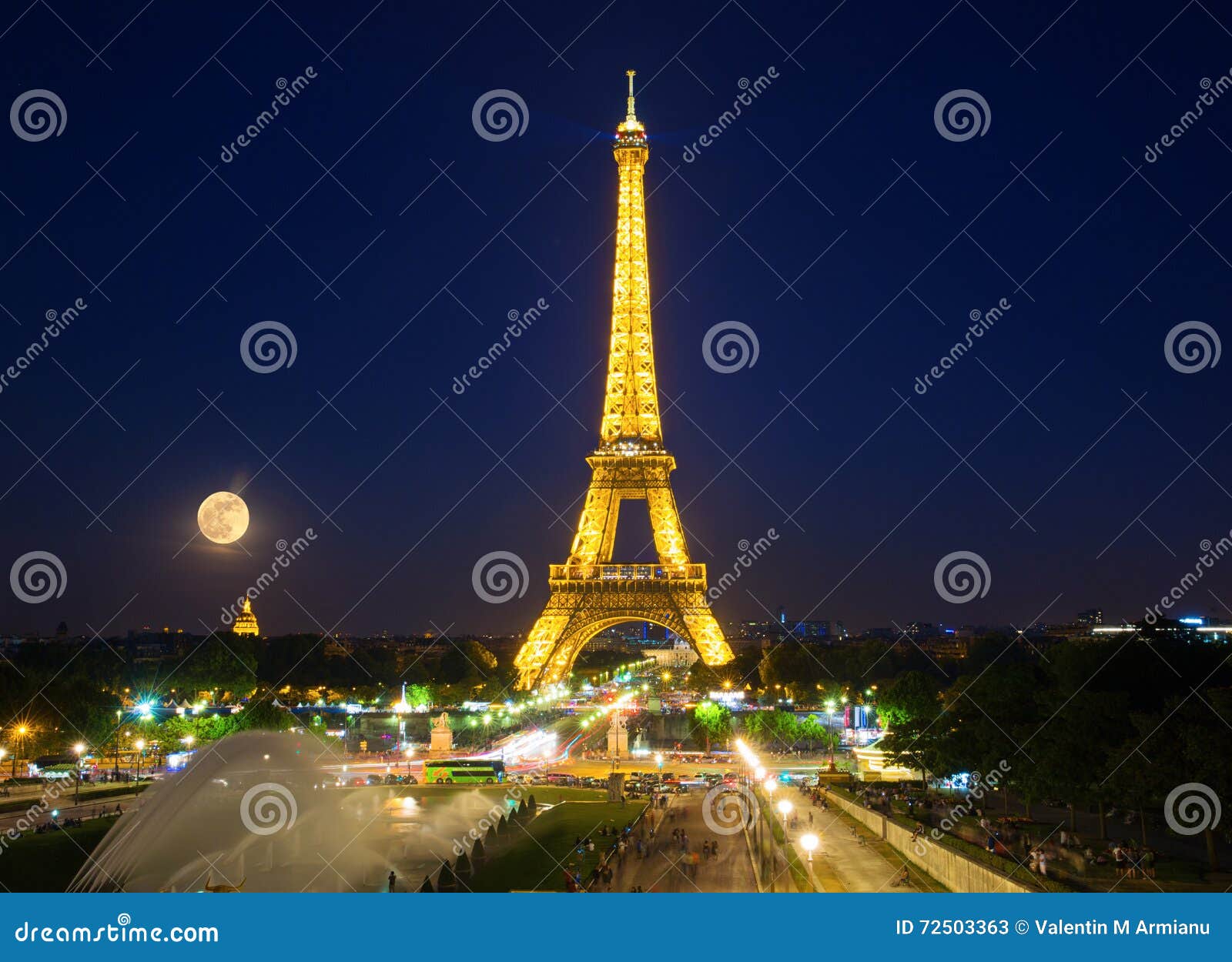 Eiffel Tower with Super Moon Editorial Stock Photo - Image of city ...