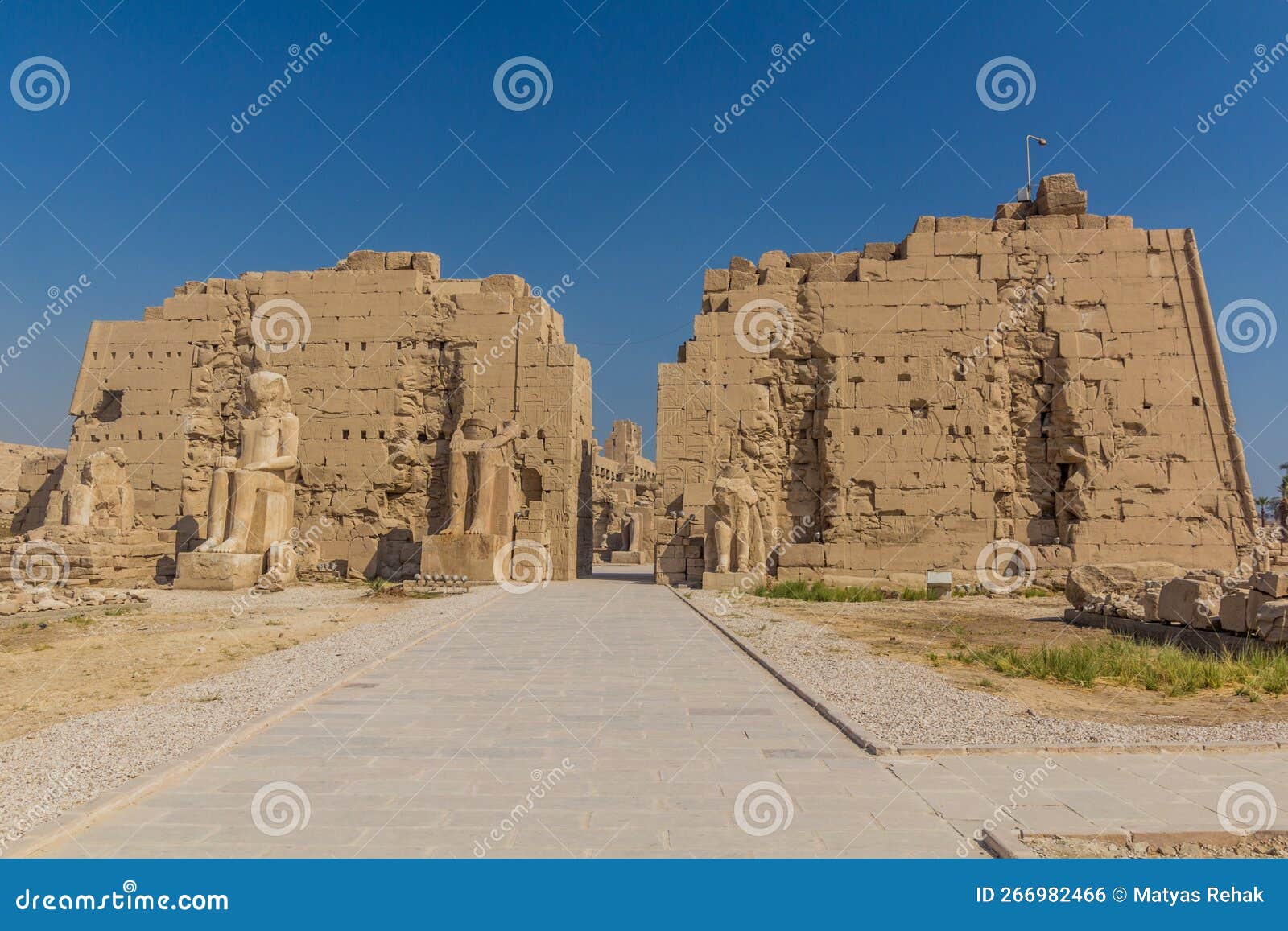 Eight Pylon of the Karnak Temple Complex, Egy Stock Photo - Image of ...