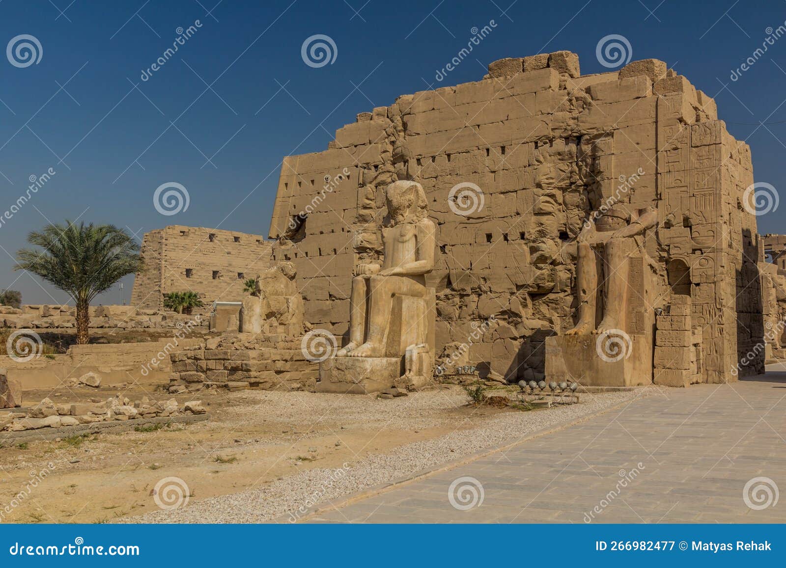 Eight Pylon of the Karnak Temple Complex, Egy Stock Image - Image of ...