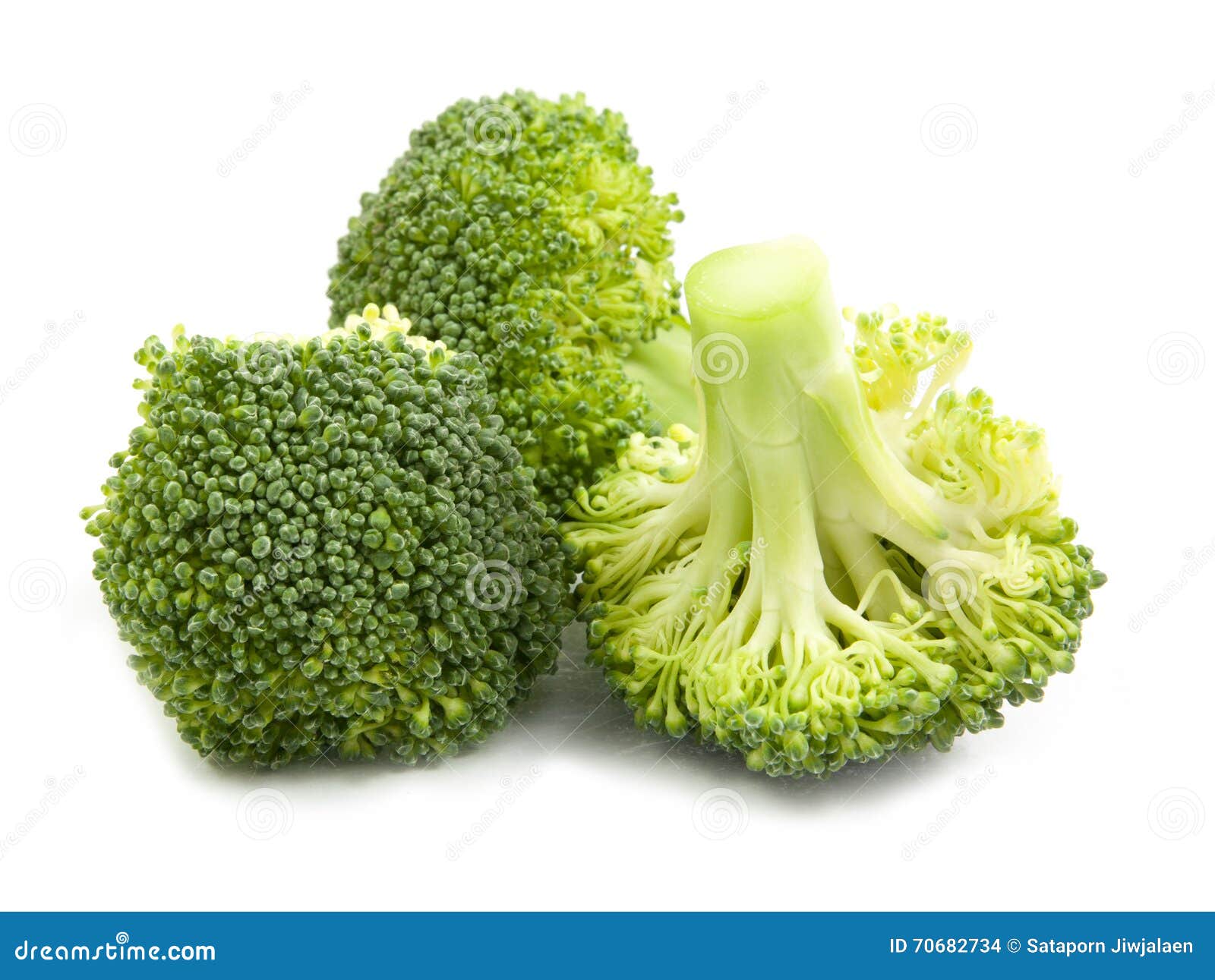 Ein Brokkoli lokalisiert stockfoto. Bild von einzeln - 70682734