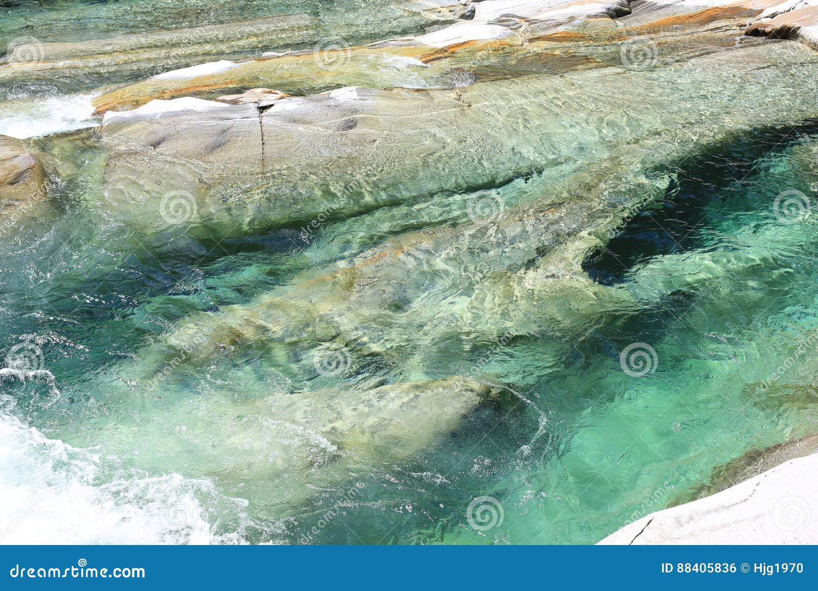 Ein Gerinne in Tessin, Die Schweiz Stockfoto - Bild von bach, idyllisch ...