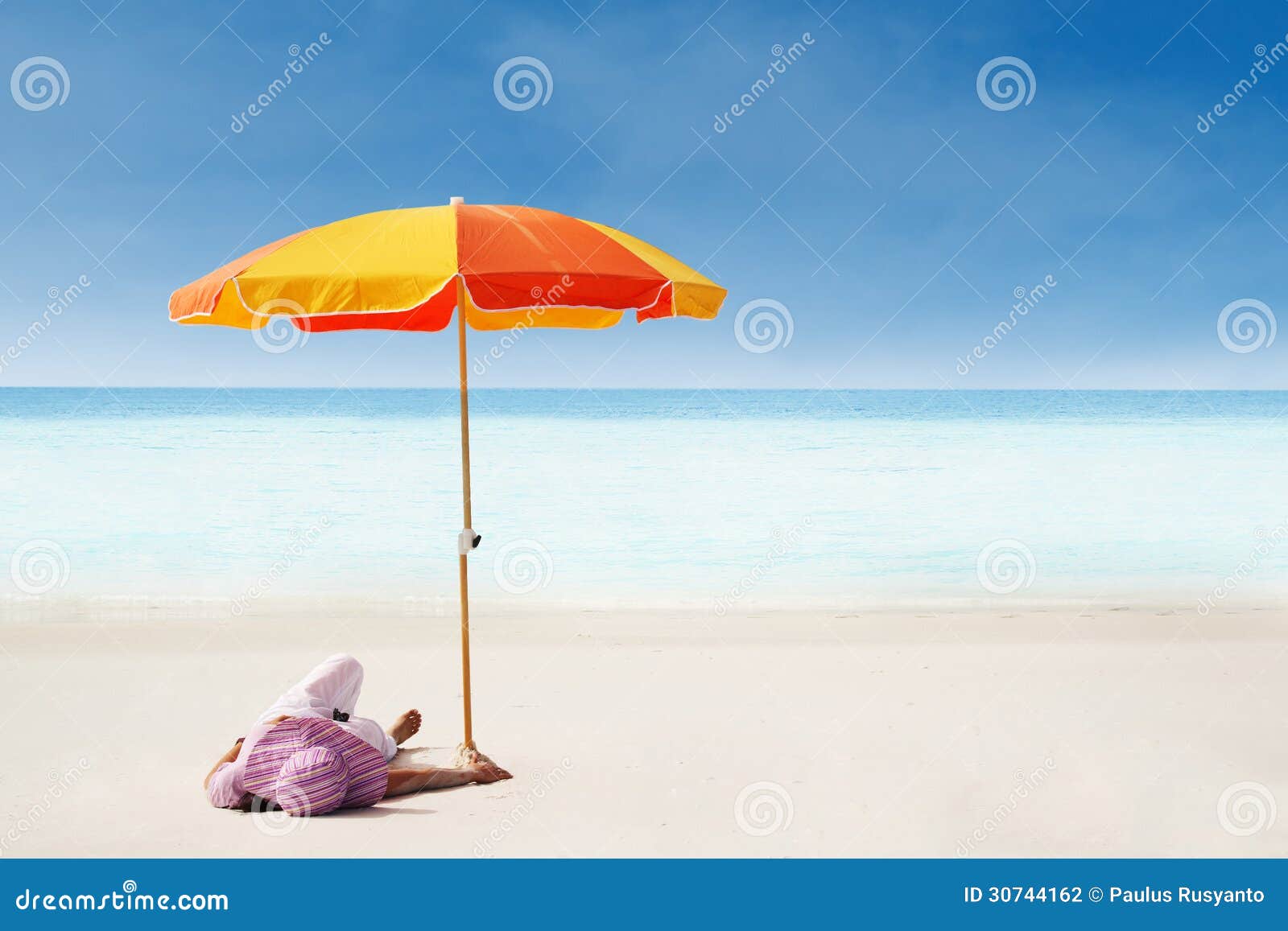 Ein Tag im Paradies stockfoto. Bild von relax, besichtigung - 30744162