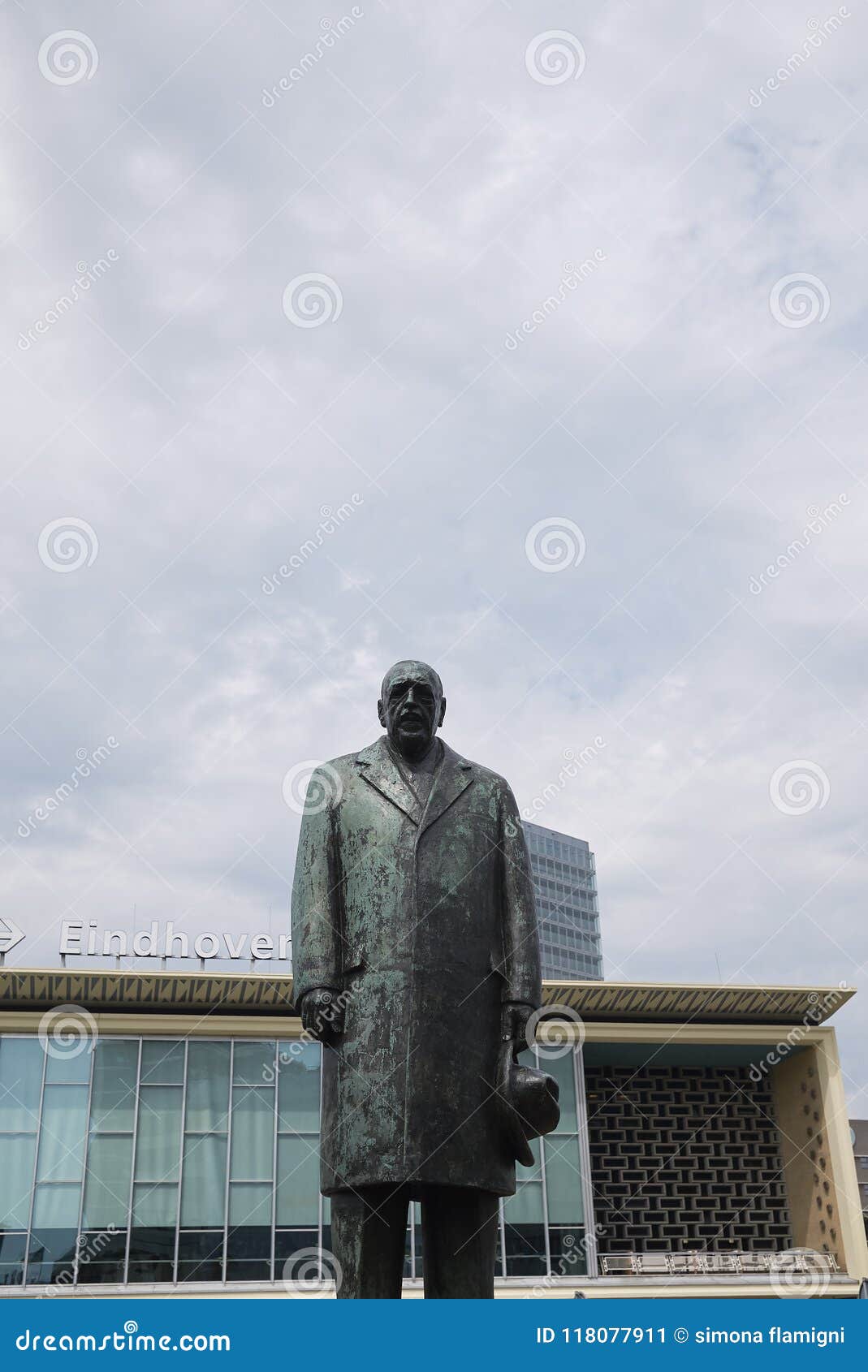 View of Anton Philips Statue Editorial Photo - Image of oswald, square ...