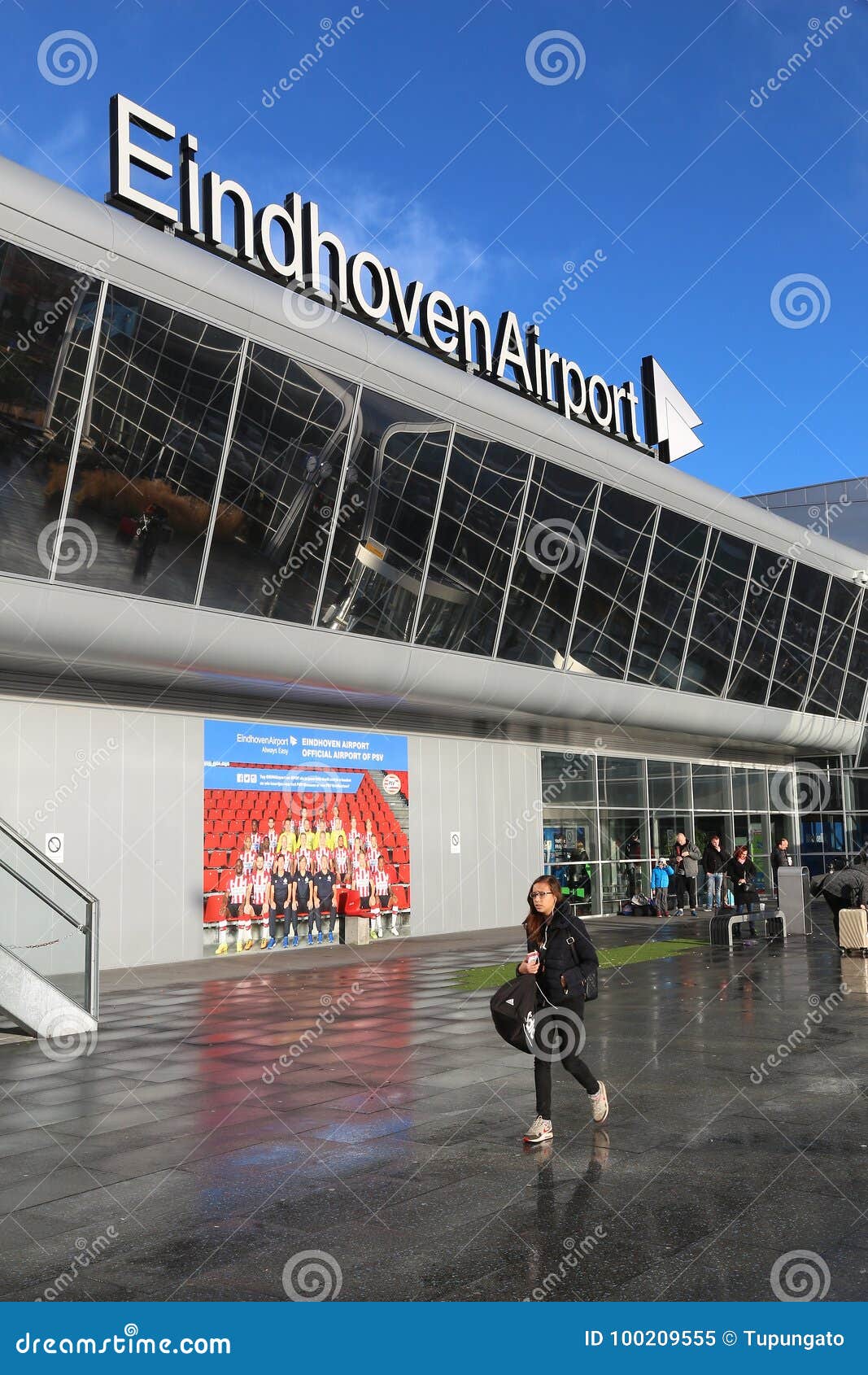 Eindhoven Airport editorial image. Image of tourist - 100209555