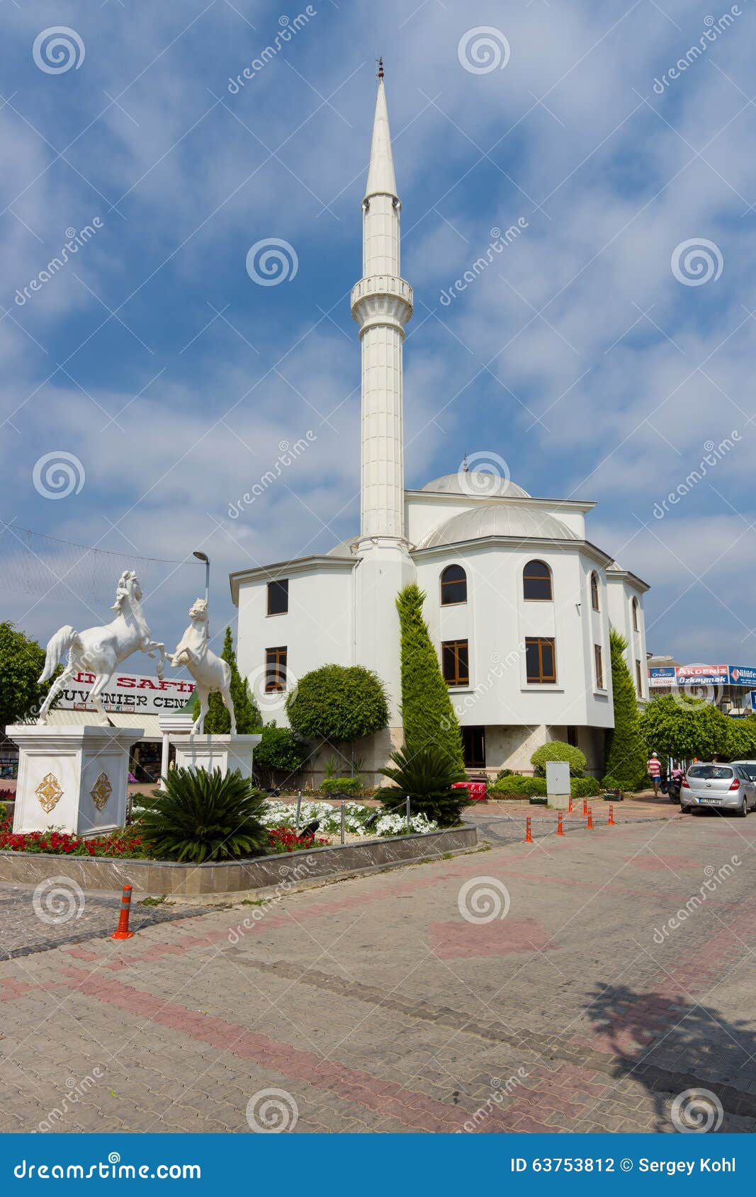Eine Kleine Moschee Im Küstendorf Redaktionelles Stockfotografie - Bild ...