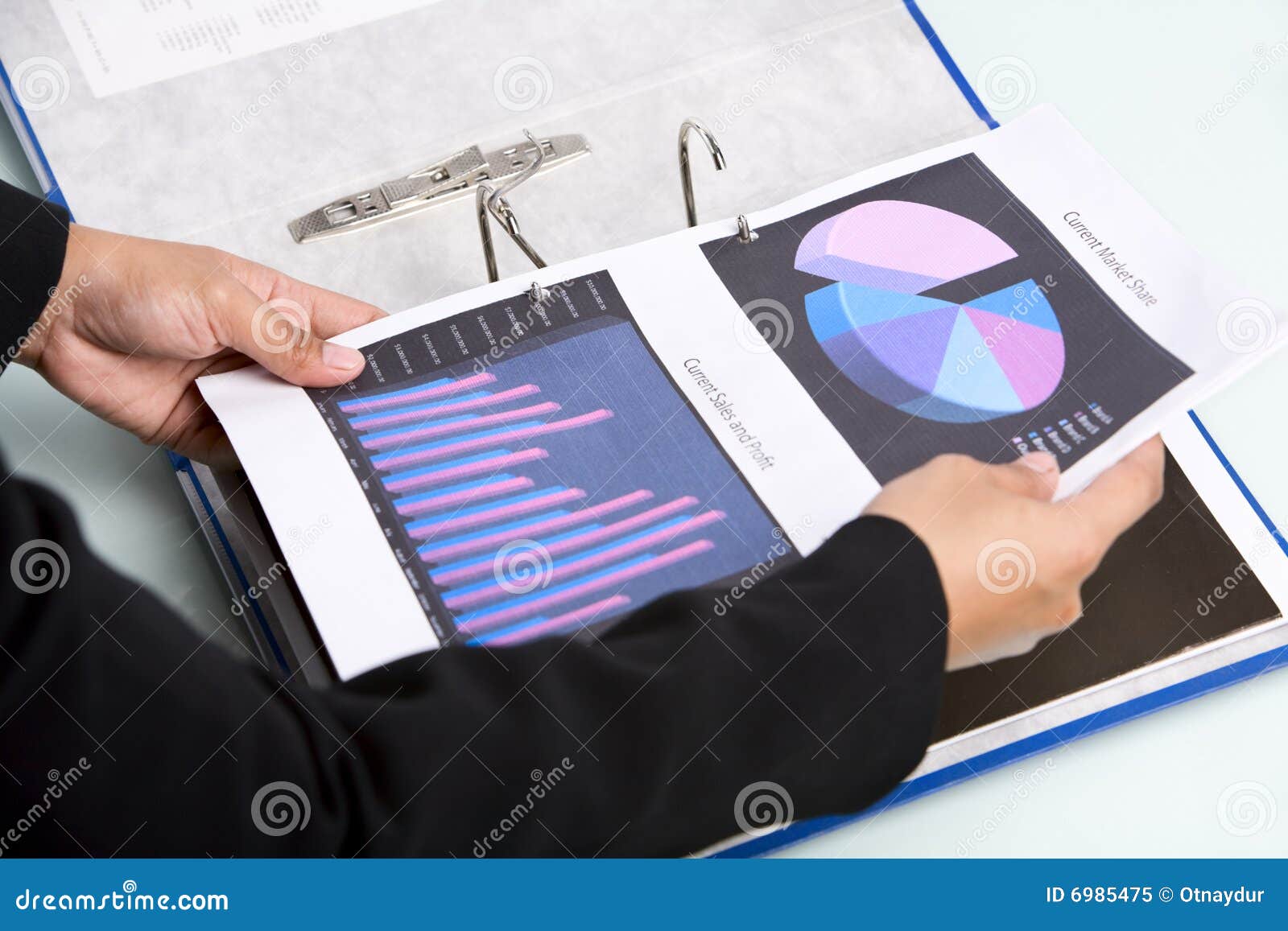 Einstecken Der Dokumente in Mappe Stockbild - Bild von mappe, druck ...