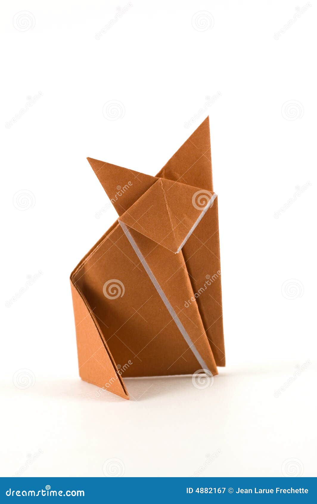 Einzelnes Fuchs origami stockbild. Bild von freizeit, blatt - 4882167
