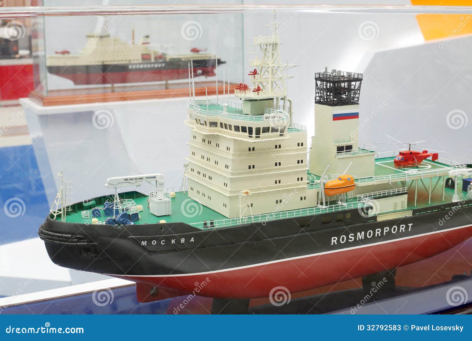 Eisbrecher Moskva-Modell redaktionelles stockfoto. Bild von kaukasisch ...