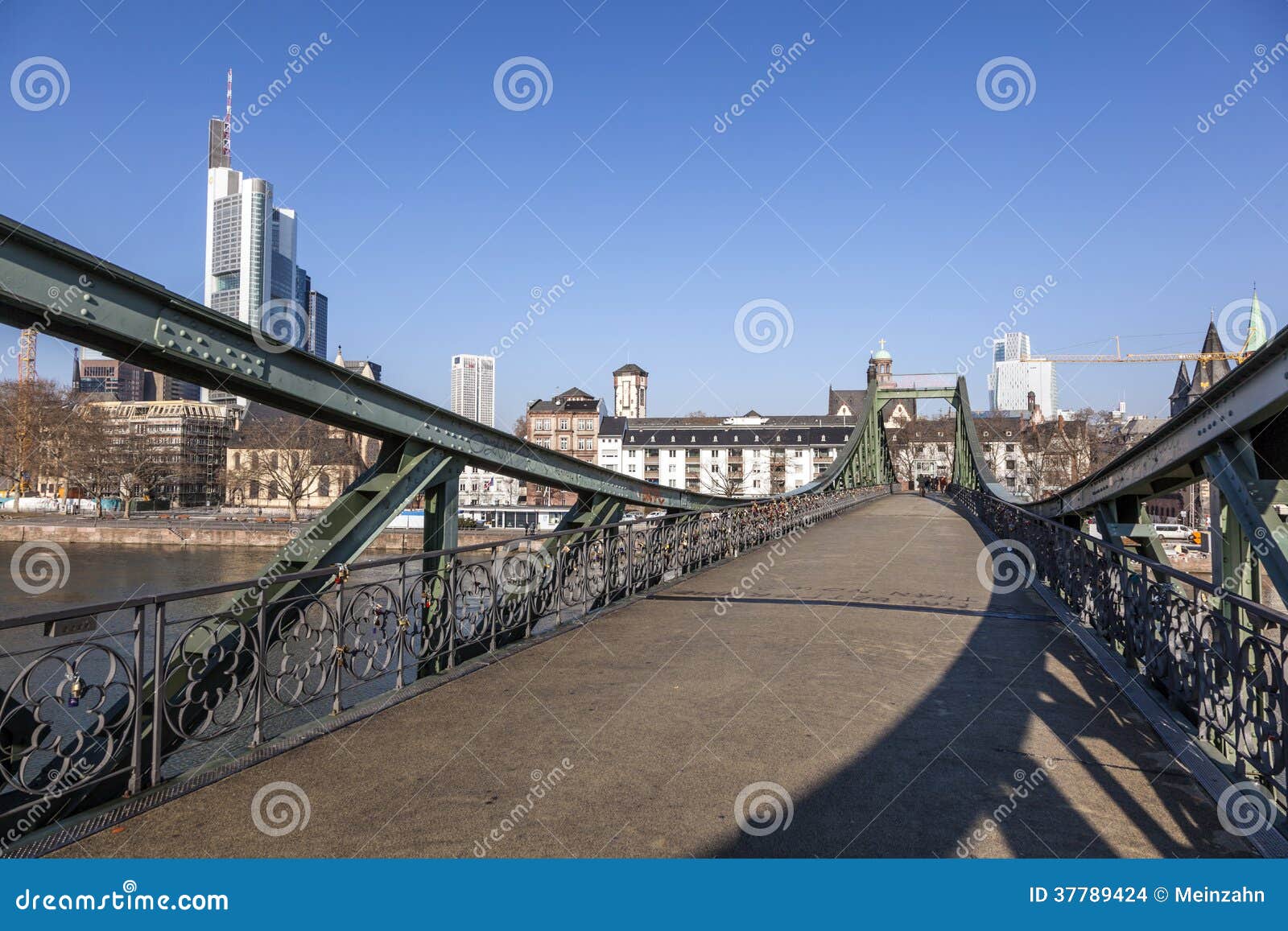 Eiserner Steg at River Main Stock Photo - Image of city, steg: 37789424