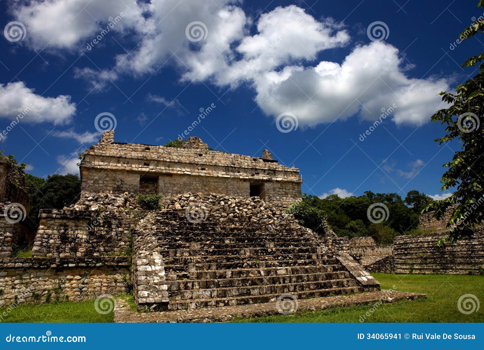 Ek Balam stock image. Image of building, ancient, pyramid - 34065941