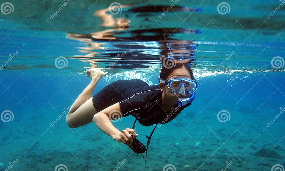 El bucear foto de archivo editorial. Imagen de java, indonesia - 37777258