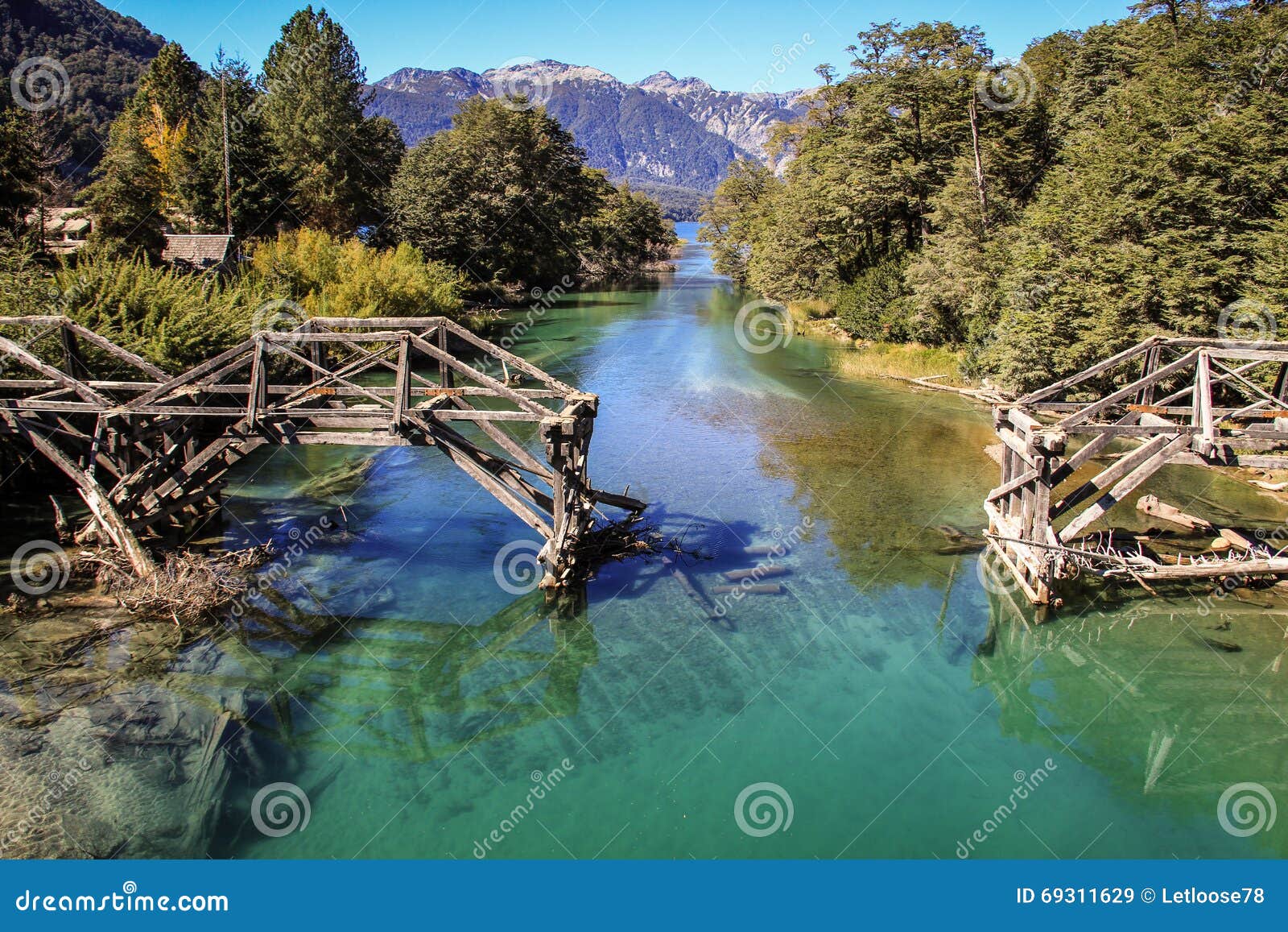 El Camino De Los Siete Lagos, Patagonia, La Argentina Imagen de archivo ... El Camino De Los Siete Lagos, Patagonia, La Argentina Imagen de archivo ...