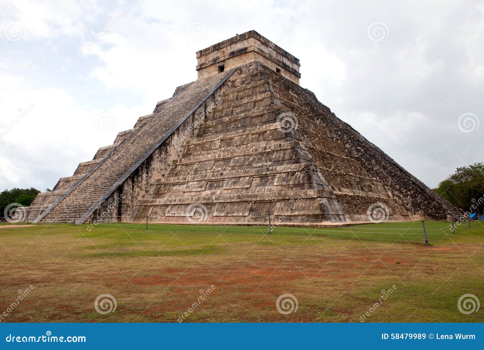 El Castillo of Chichen Itza, Mayan Pyramid in Yucatan, Mexico Stock ...