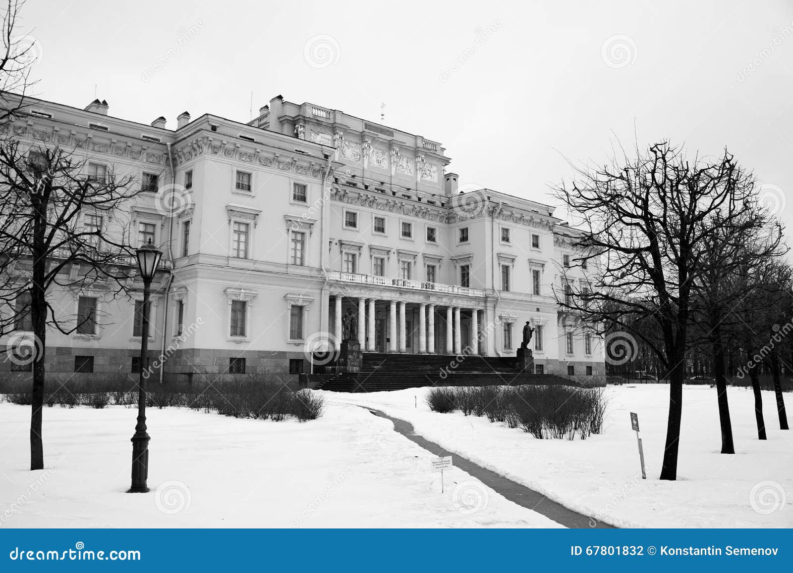 El Castillo De Mikhailovsky (castillo De Los Ingenieros) Foto de ...