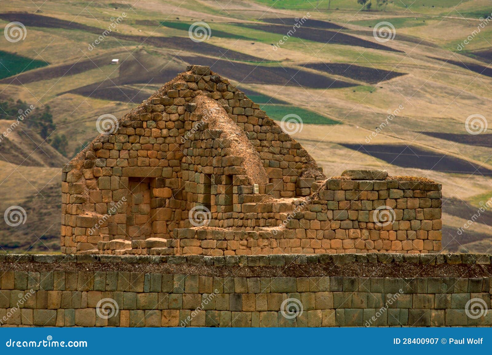 EL Castillo En Ingapirca, Ecuador Imagen de archivo - Imagen de ...