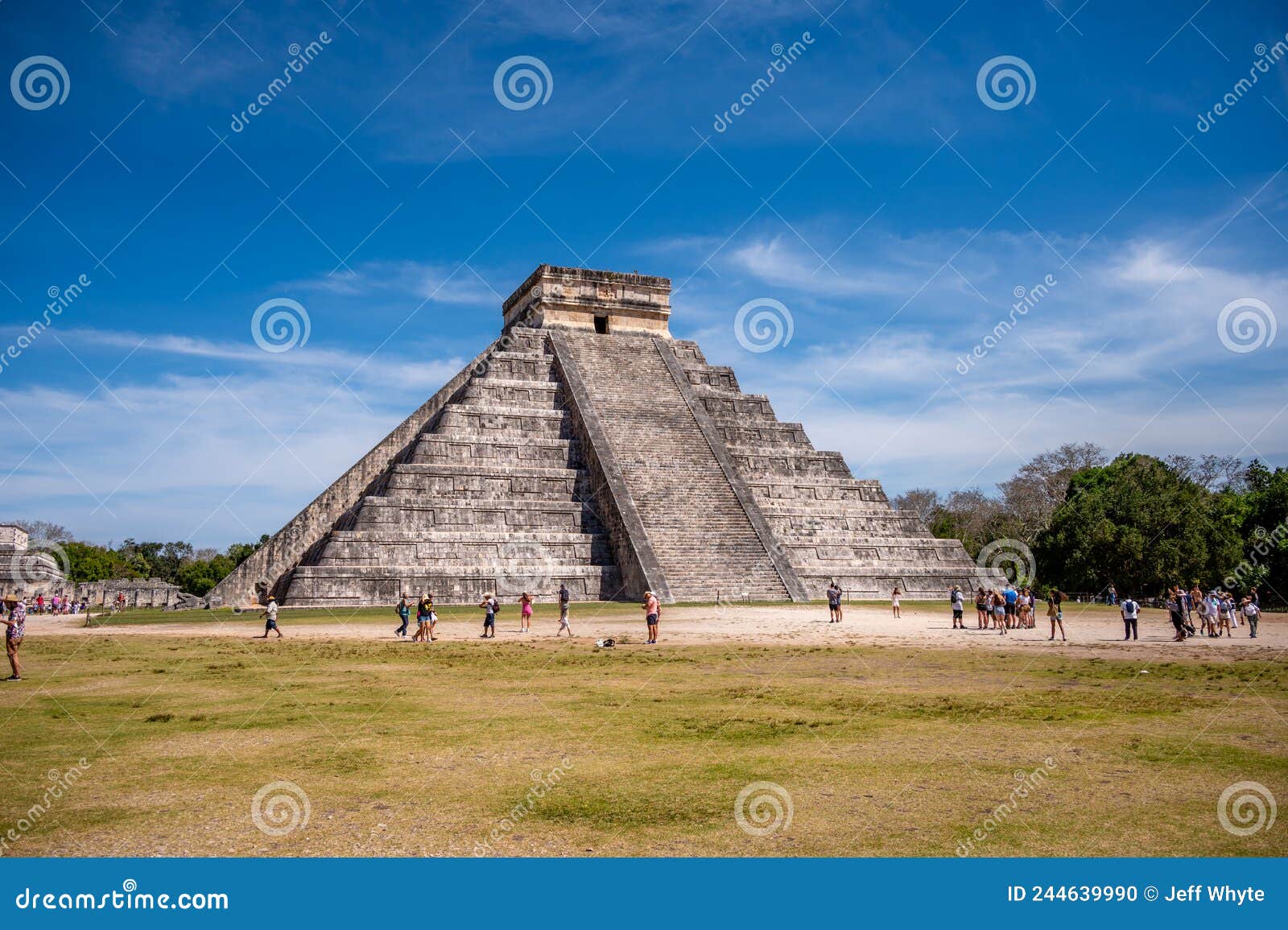 El Castillo Pyramid Temple Of Kukulcan. General View. Architecture Of ...