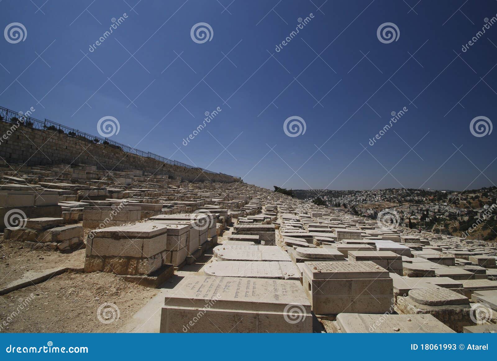 El Cementerio Judío En El Valle De Kidron Foto de archivo editorial ...
