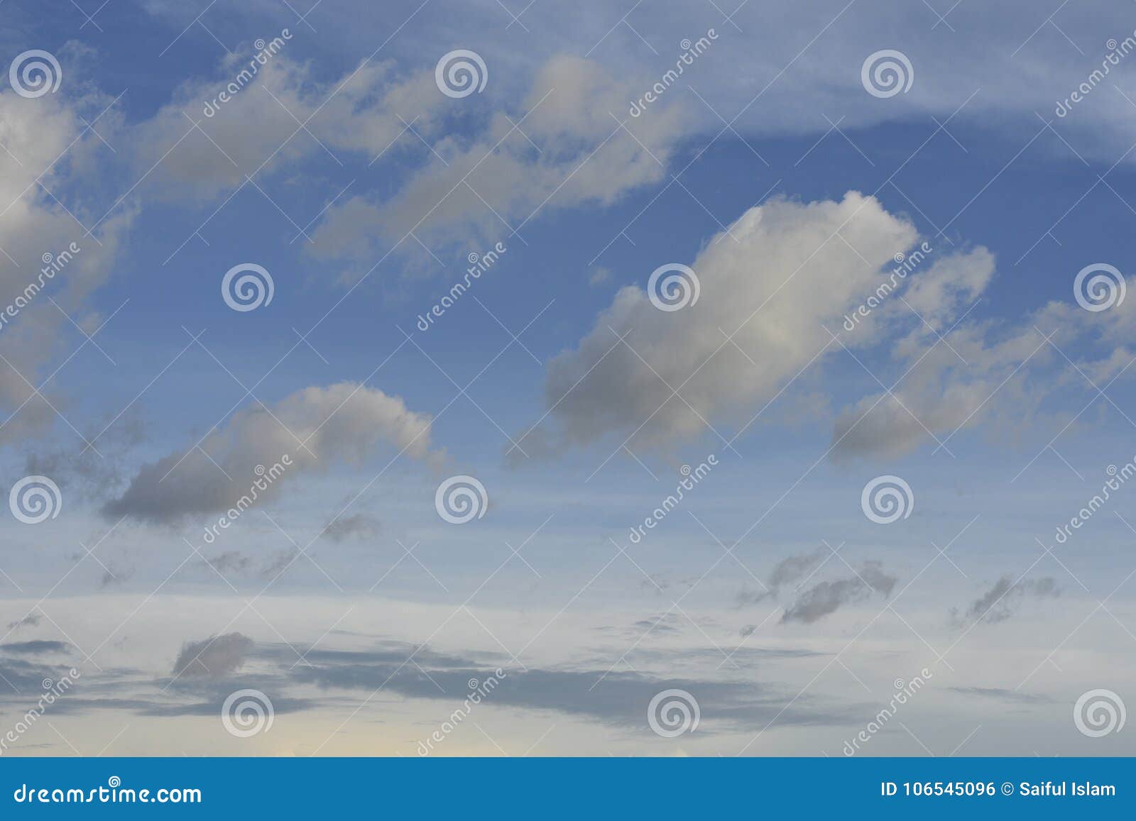 El cielo es muy bonito foto de archivo. Imagen de paisaje - 106545096