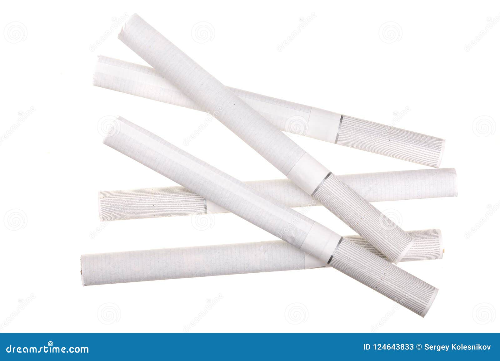 El Cigarrillo Aislado En Un Fondo Blanco Imagen de archivo - Imagen de ...