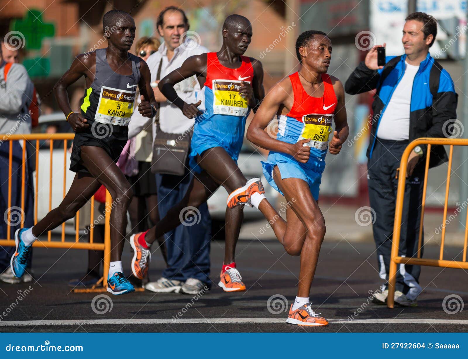 El competir con imagen de archivo editorial. Imagen de movimiento ...