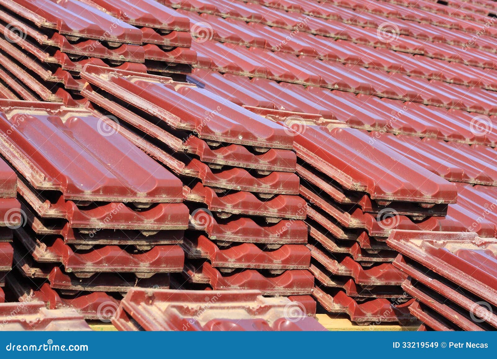 El cubrir imagen de archivo. Imagen de nuevo, paneles - 33219549