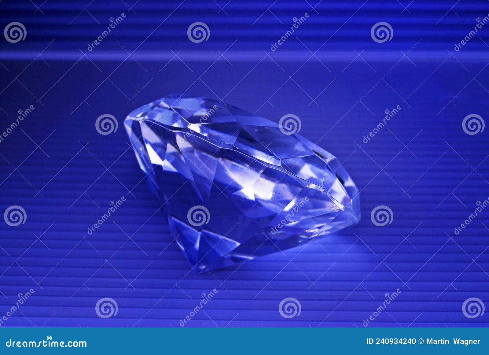 El Diamante Como Signo De Riqueza Y Poder Foto de archivo - Imagen de ...