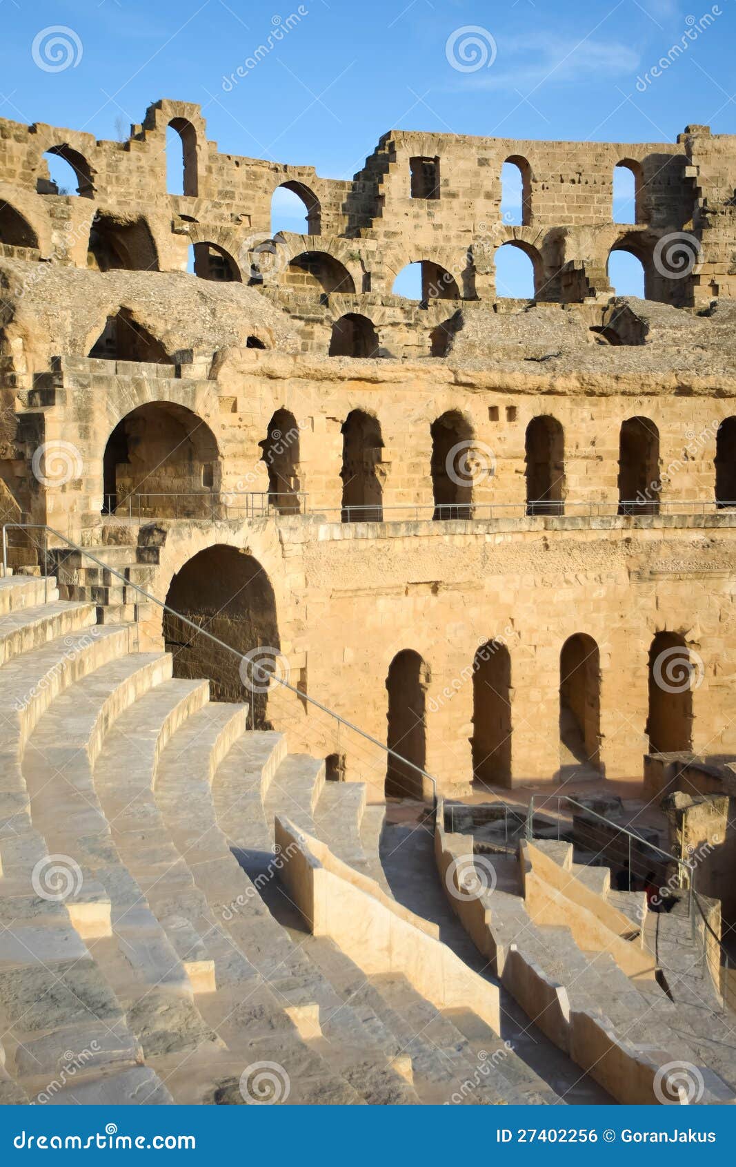 El Djem Amphitheatre Auditorium Stock Photo - Image of exterior, roman ...