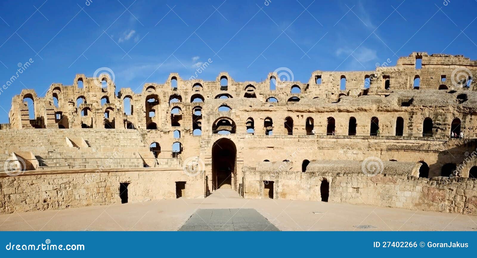 El Djem Amphitheatre gate stock photo. Image of coliseum - 27402266