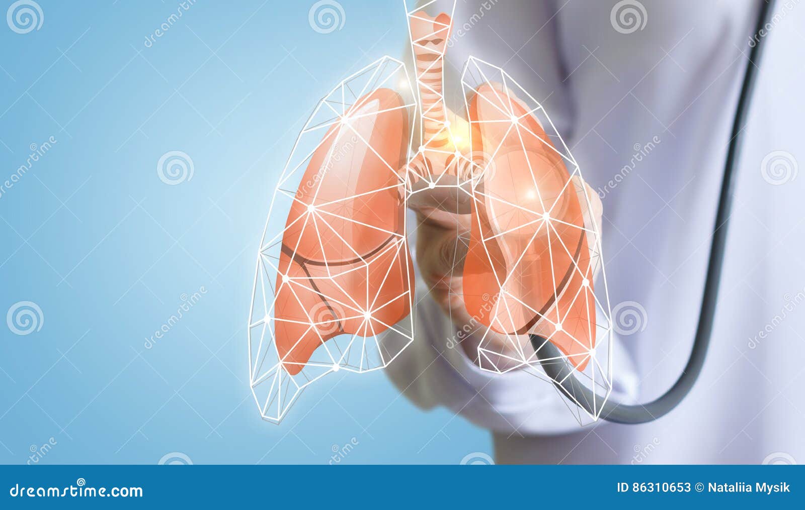 El Doctor Escucha Los Pulmones Imagen de archivo - Imagen de extracto ...