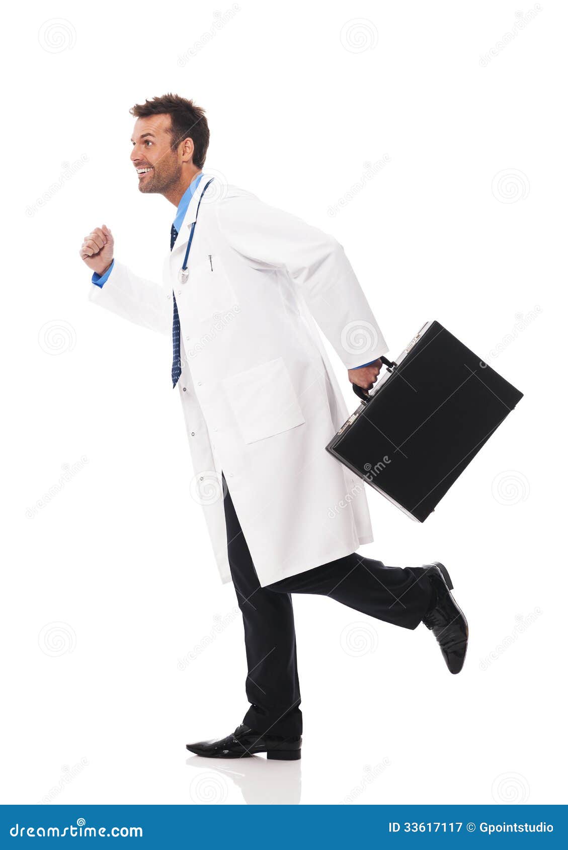 El doctor está corriendo imagen de archivo. Imagen de retrasa - 33617117