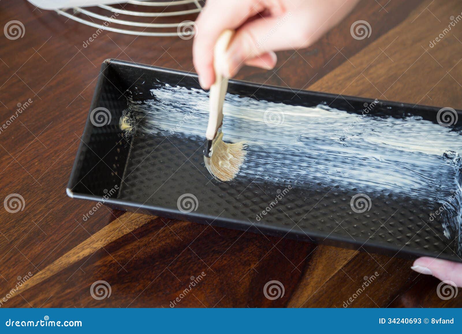 El Engrasar De Bandeja Del Horno Imagen de archivo - Imagen de grasa ...