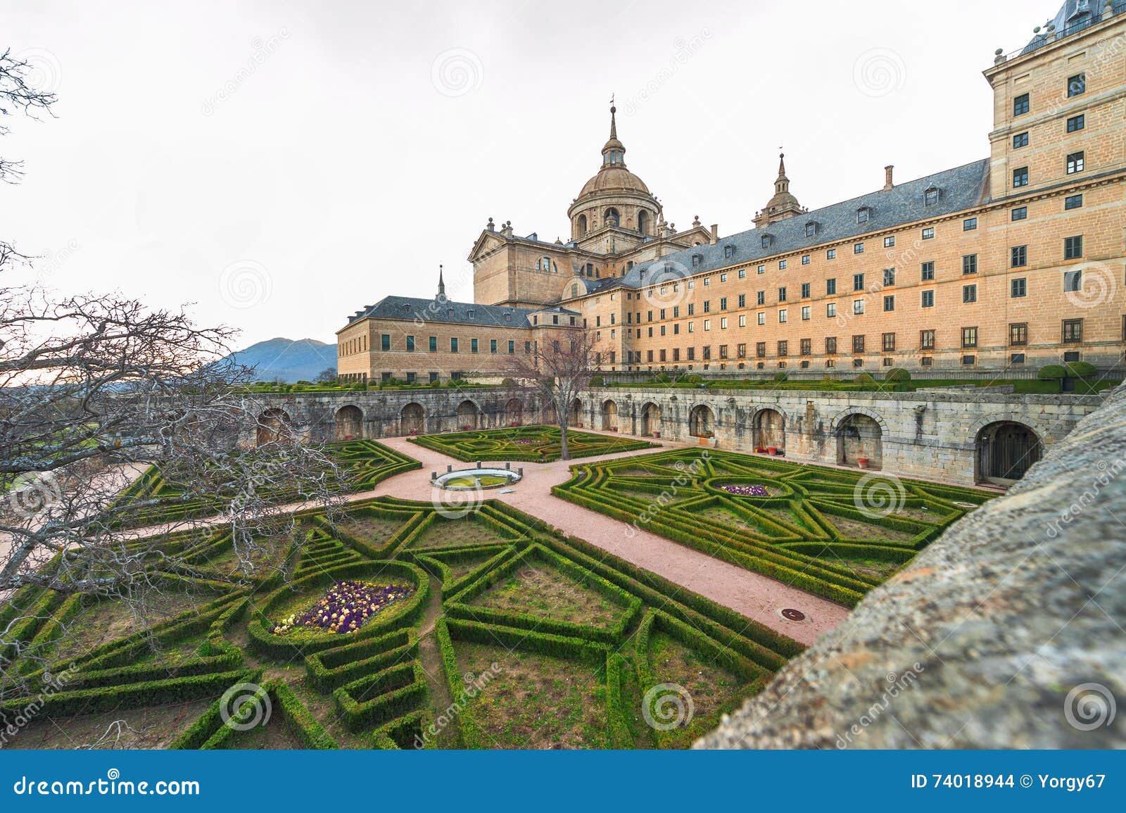 El Escorial editorial stock image. Image of escorial - 74018944