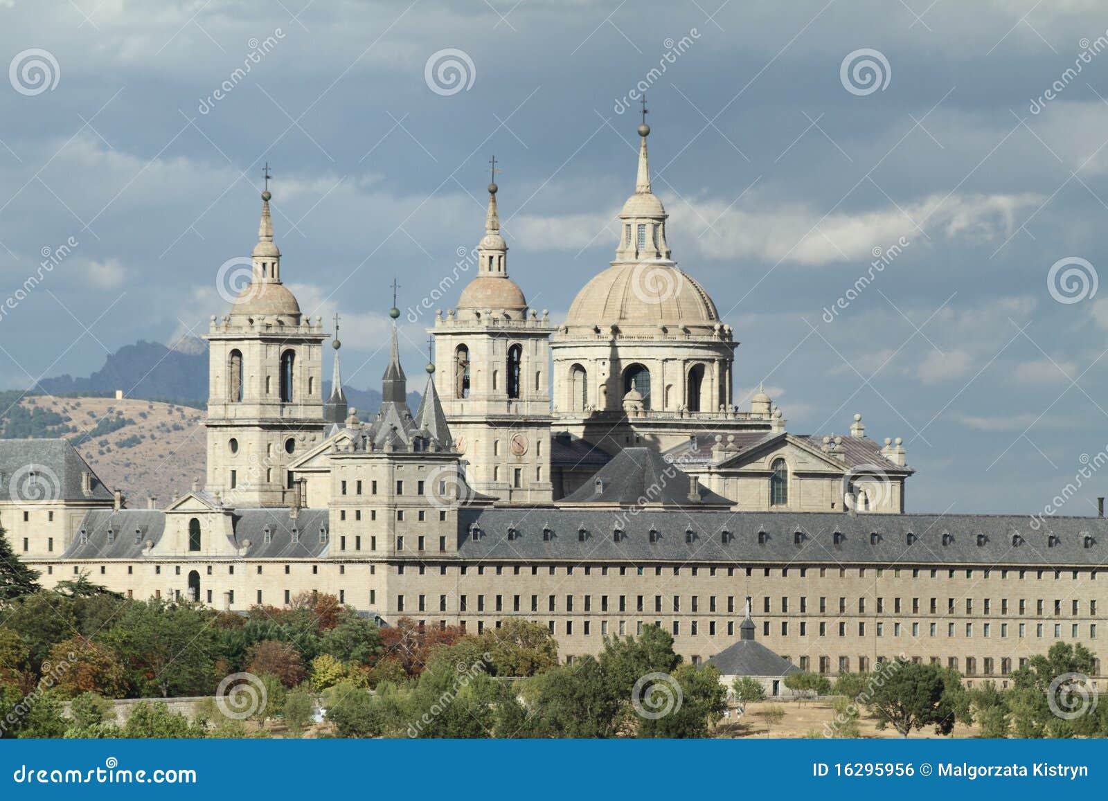 El Escorial, Spain stock photo. Image of landscape, monarchy - 16295956