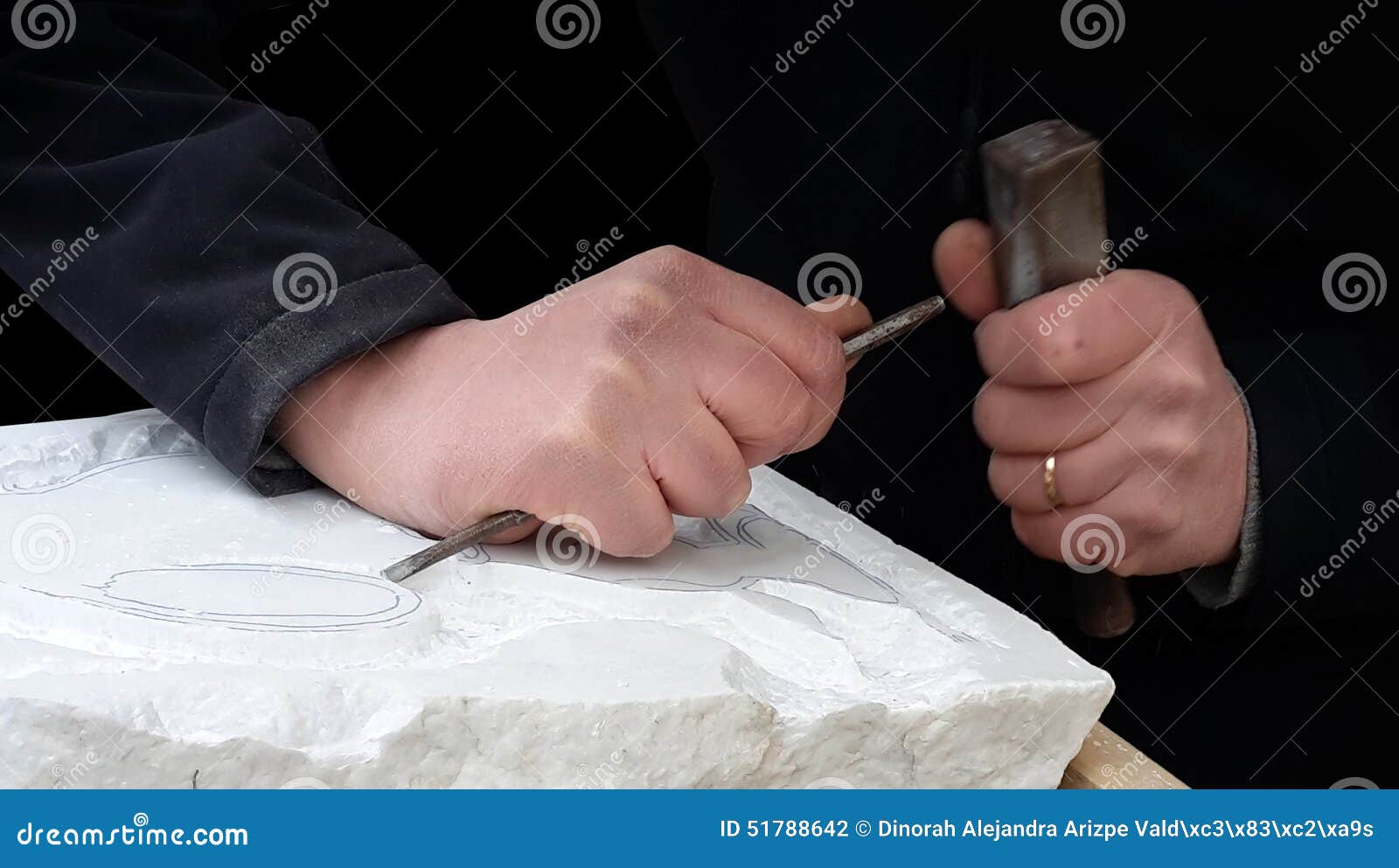 El esculpir de mármol foto de archivo. Imagen de blanco - 51788642